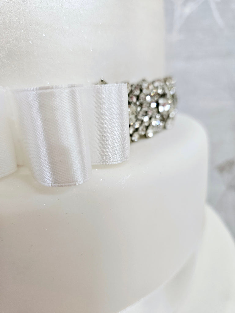 Wedding Cake Kit - (Includes the cake) – Cloud Nine Cake Centre