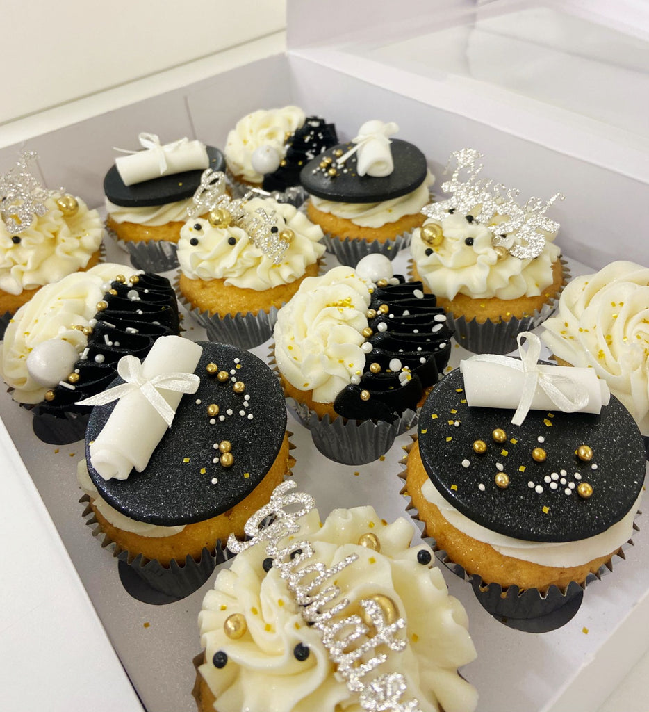 Graduation Cupcakes (COLLECTION ONLY) – Cloud Nine Cake Centre