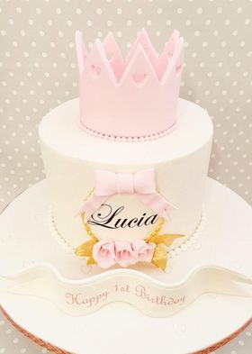 Baby Girl Crown Cake – Cloud Nine Cake Centre